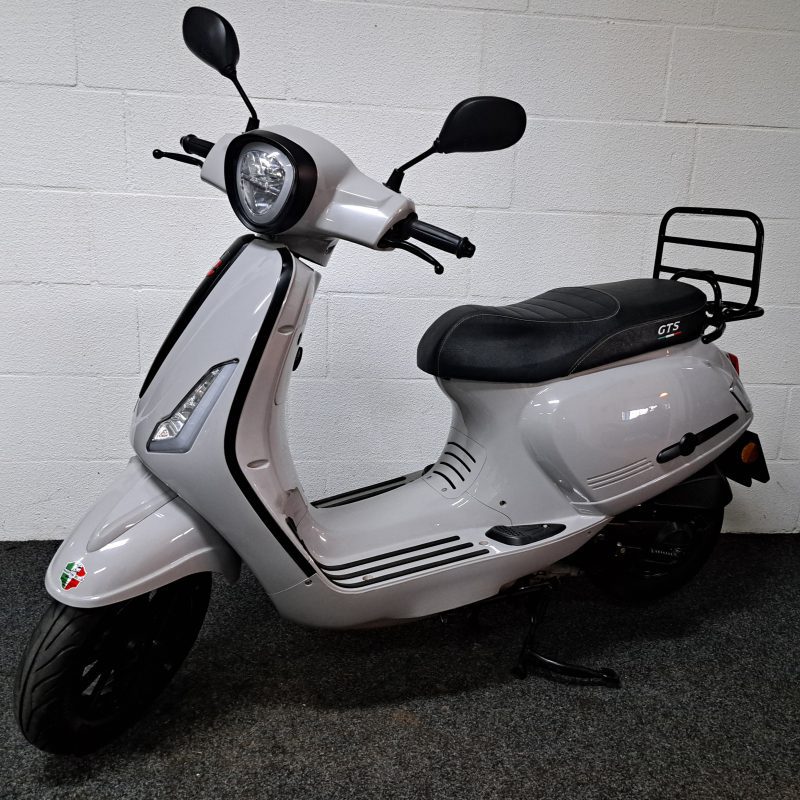 Gebruikte scooters – Martin Boer Scooters